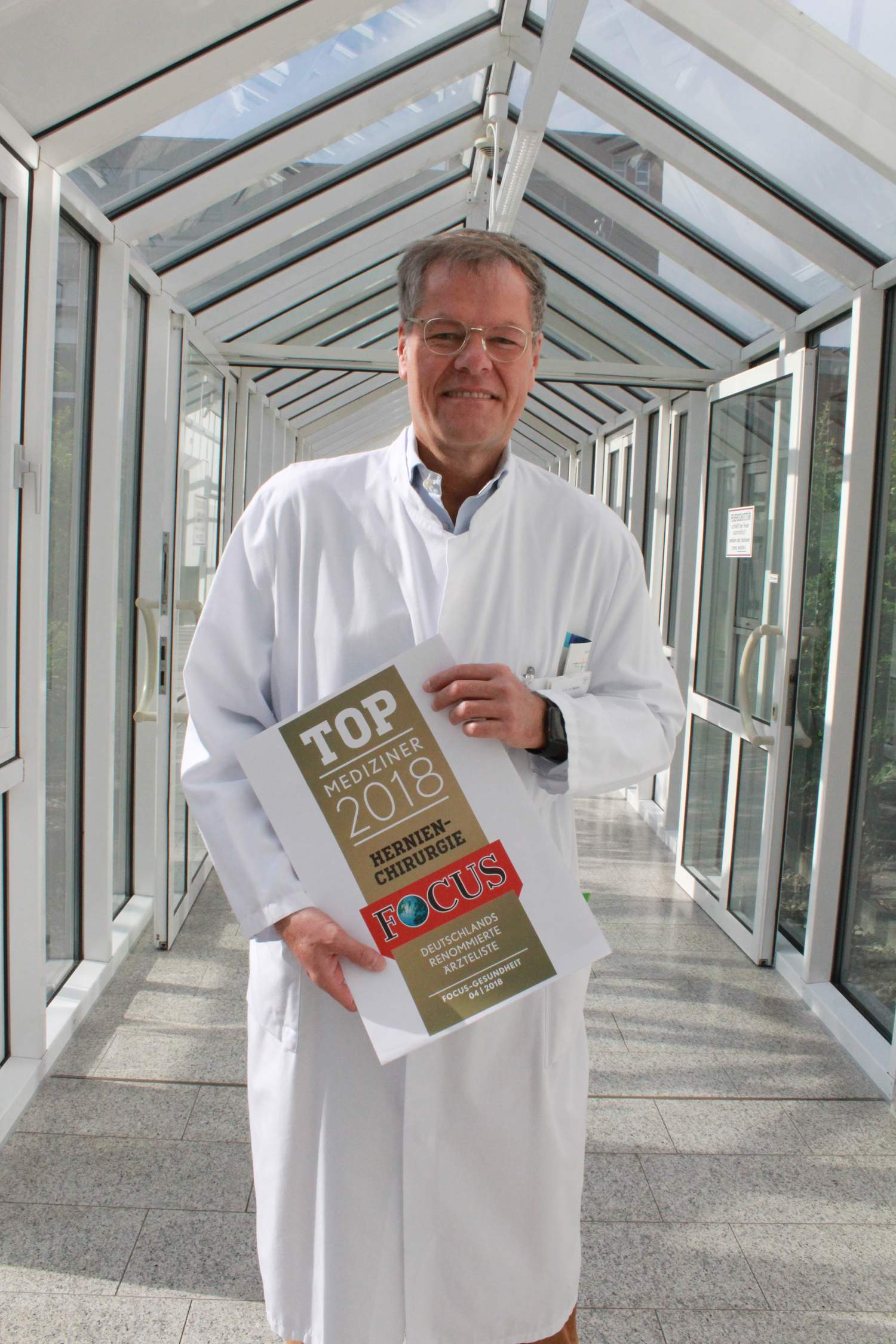 Dr. Frank P. Müller zählt zu den besten Hernienchirurgen bundesweit